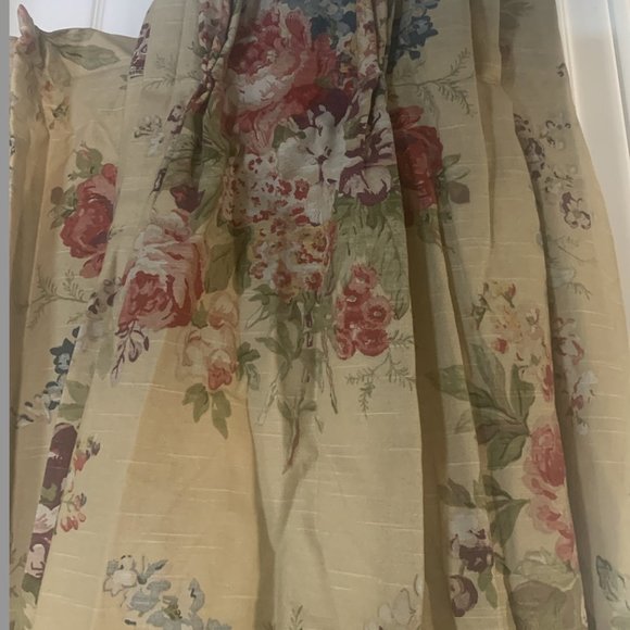 Ethan Allen | Accents | Ethan Allen Bedroom Drapery With Beige Green ...